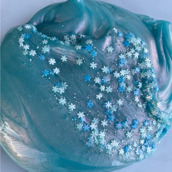 Toys | Scented Winter Wonderland Clear Stretchy Metallic Blue Slime ...